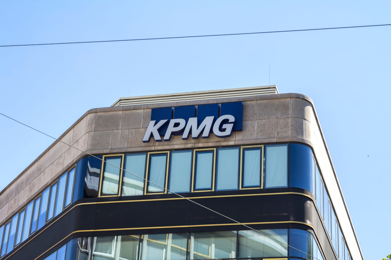 KPMG to cut about 10% of its US audit partners after early retirement ...